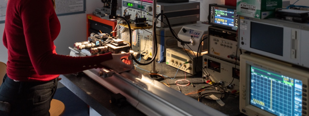 Photonic Devices Group